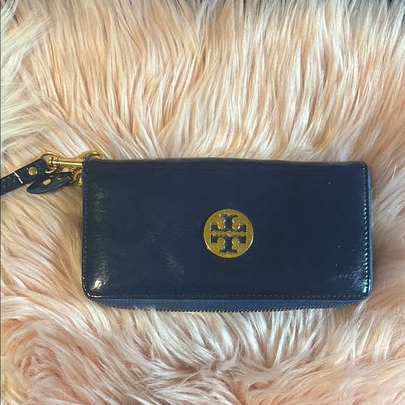 Tory Burch | Bags | Tory Burch Blue And Gold Clutch With Signature ...